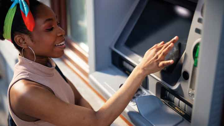 Diferença entre ATM e multibanco: entenda as diferenças e funcionalidades